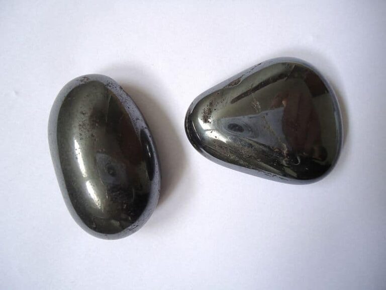 The Hematite Crystal: A Guide to Its Properties and Uses
